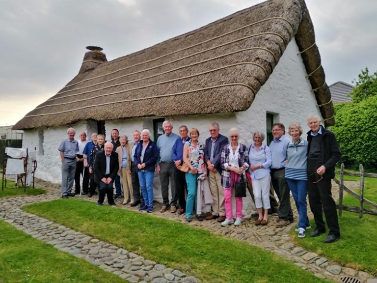 Rotary Cruck Visit - Cruck Cottage Heritage